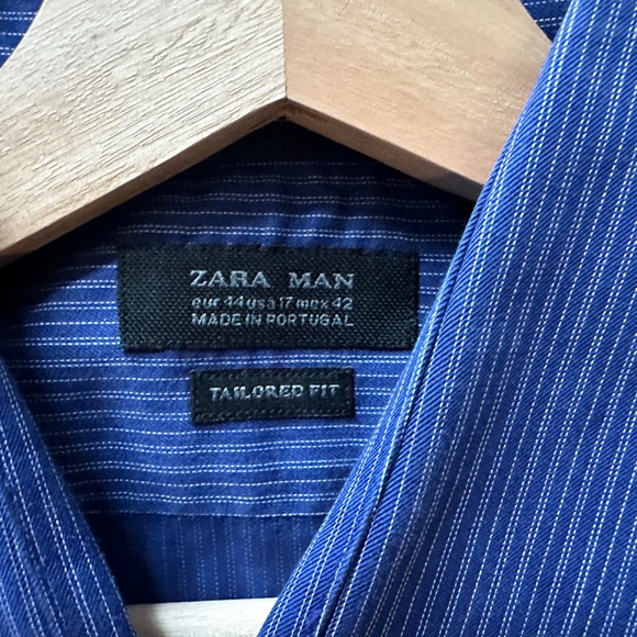 Zara | Shirts | Zara Man Blue Pinstripe Dress Shirt Sz Us Xl Eu 44 ...